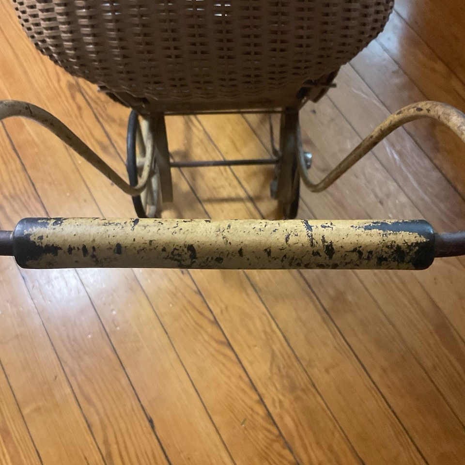 Antique Baby Doll Stroller Carriage Wicker Victorian Reclines Wheel ...
