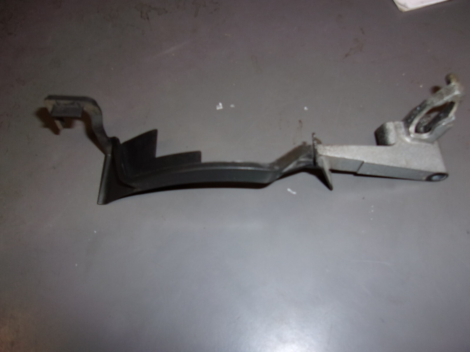 OEM USED BRIGGS AND STRATTON AUTO CHOKE AIR VAIN 790848 | eBay