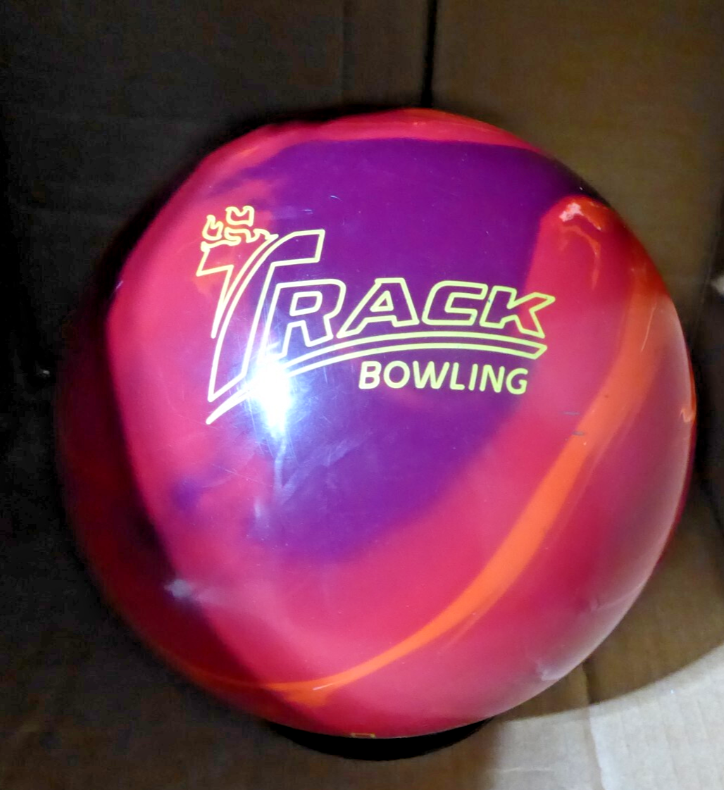 Track Sensor Solid Bowling Ball 14 lbs Preowned Span 4 1/8 Inches | eBay