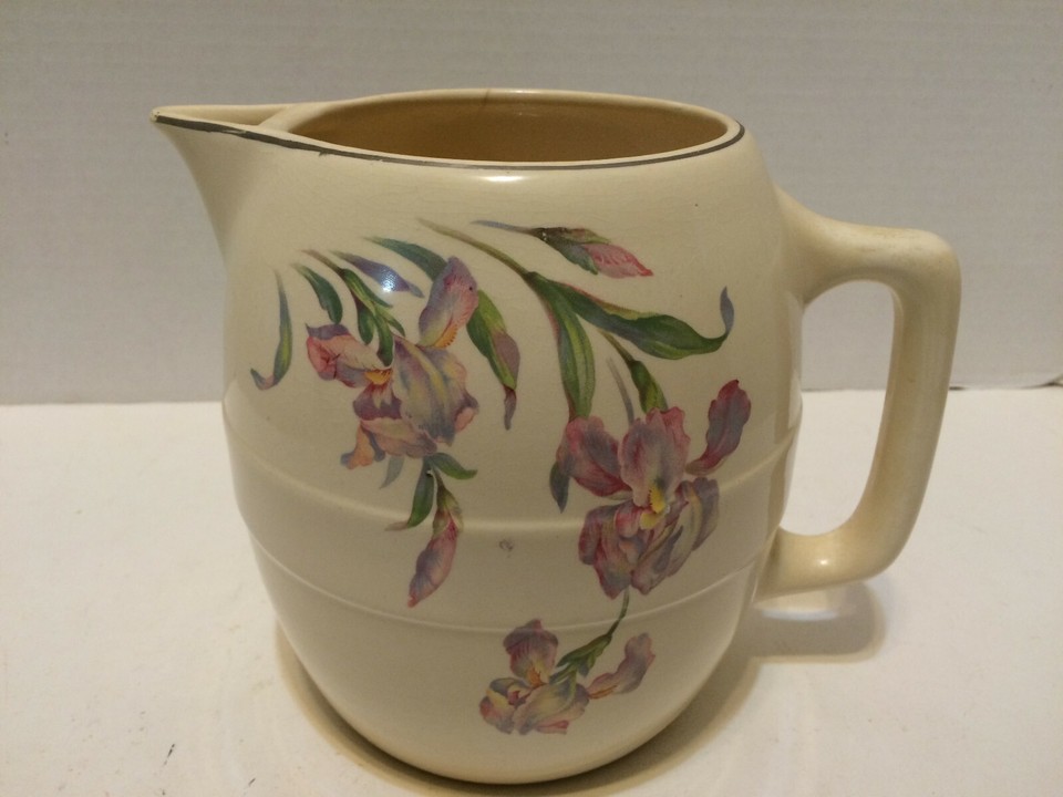 Vintage UNIVERSAL CAMBRIDGE Oven Proof Made in USA 7" tall Pitcher IRIS ...