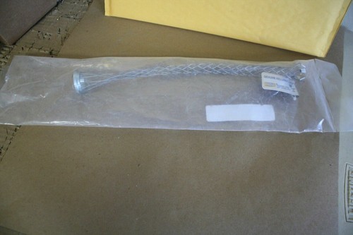 HUBBELL KELLEMS 022-11-003 CONDUIT RISER SUPPORT GRIP | eBay