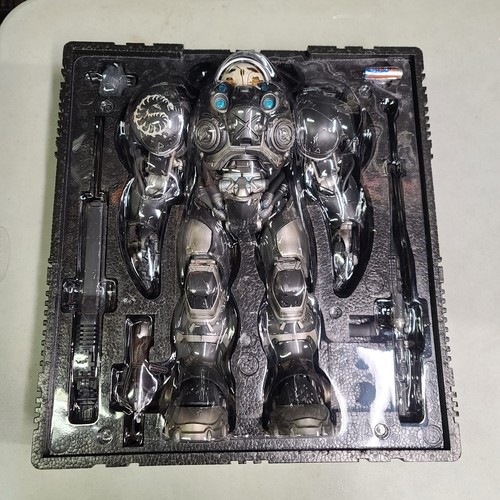 Sideshow Collectibles StarCraft II Jim Raynor 1/6 Scale Figure Item ...