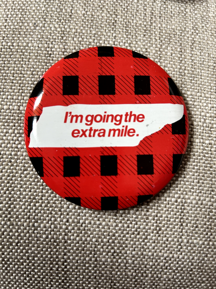 Lamar Alexander TN Governor 1982 I'm Going The Extra Mile Button Pin | eBay