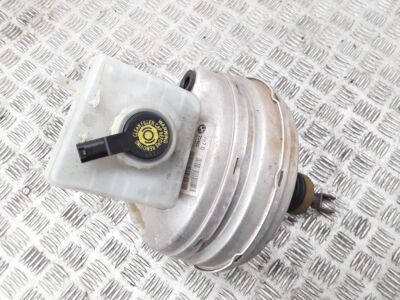 BMW E61 E60 520D 130kW Diesel 2008 LHD Brake Vacuum booster ...