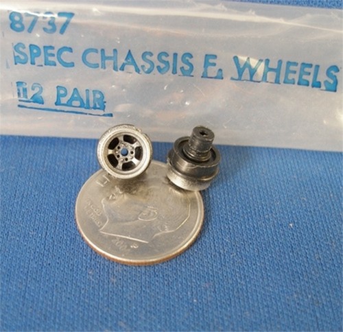 24 Aurora AFX 4-Gear MT HO Slot Car Front Wheels #8737 | eBay