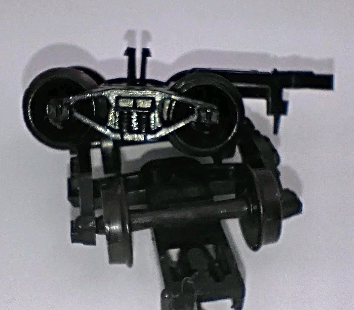 HO Scale Tyco? Clip In Talgo Trucks With Horn Hook Couplers And Plastic ...