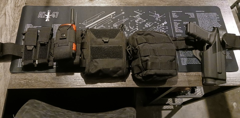 Battle Belt Setup Glock 17/19 & Surefire X300 Inner Belt Quick Release ...