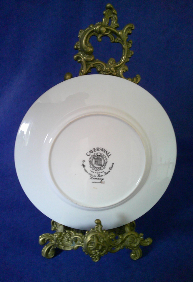 Caverswall Romany Pattern Salad Cabinet Plate 22 Kt Gold Quantity 4 ...