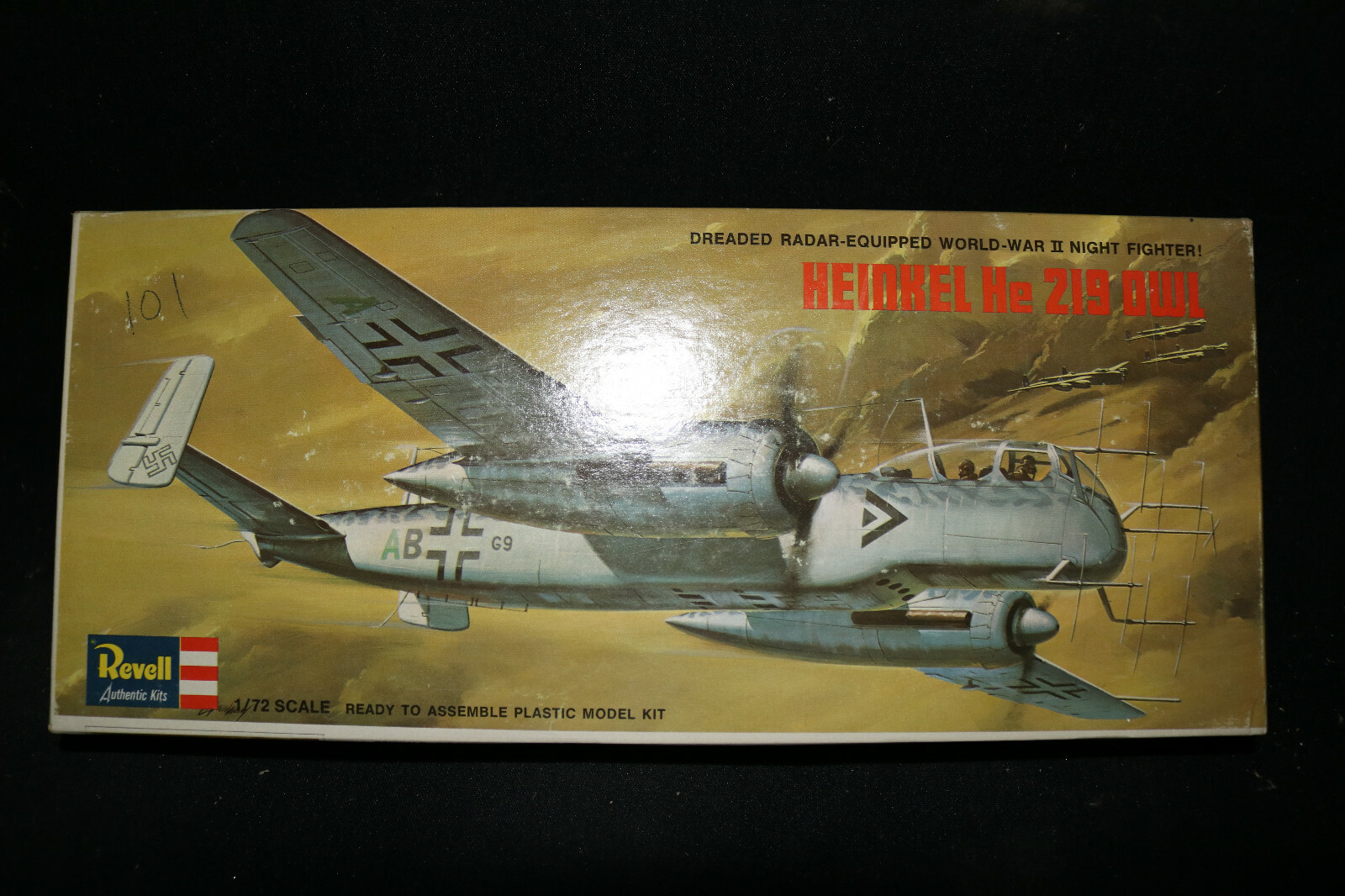 Revell Rare Heinkel He 219 Owl Night Fighter 1/72 Scale Airplane Model ...