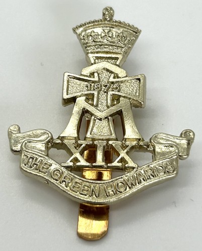 British Military The Green Howards Metal Cap Badge | eBay