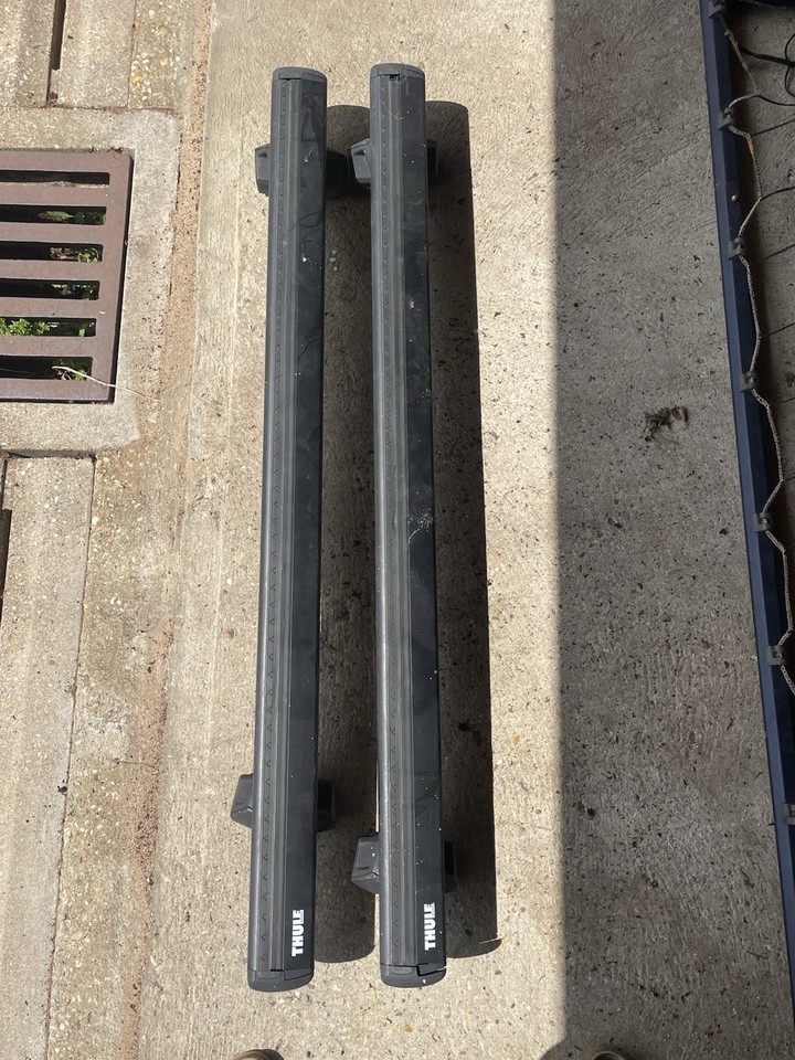 Thule Evo Flush Rail 710600 Roof Bars And Foot Pack With Security Locks ...