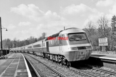 PHOTO CLASS 253 HST UNIT 253001 AT MIDGHAM ON DIVERSION 19TH APRIL 1979 ...