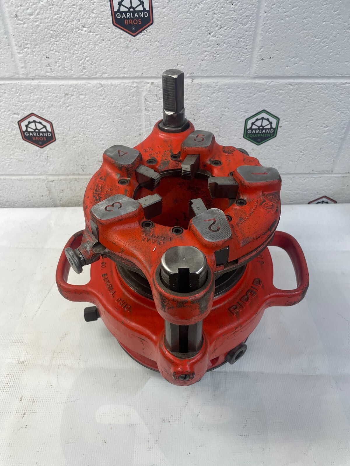 Ridgid 141 Pipe Threader, Receding Geared Threader, 2 1/2”-4” Jam Proof ...