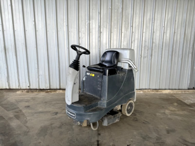 Sweepers & Scrubbers - Advance Sweeper