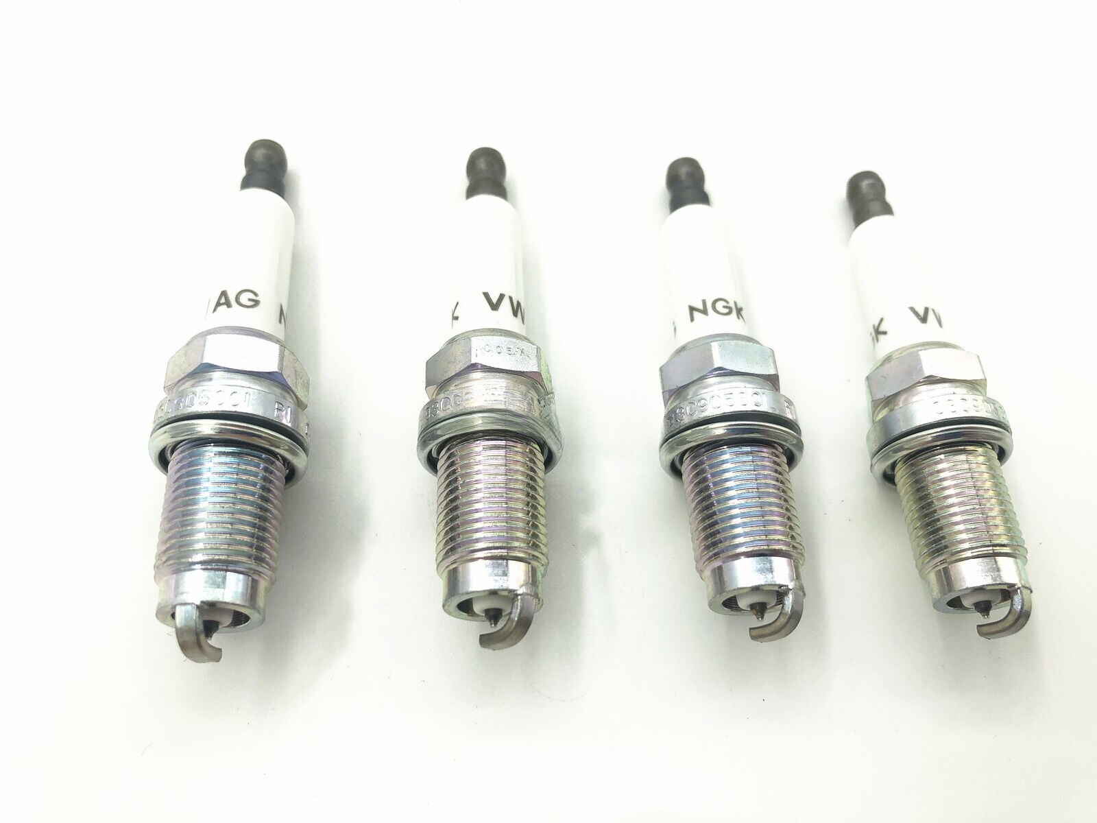 4x Genuine VW SKODA AUDI 03F905600A Spark Plugs Set NGK Laser Iridium ...