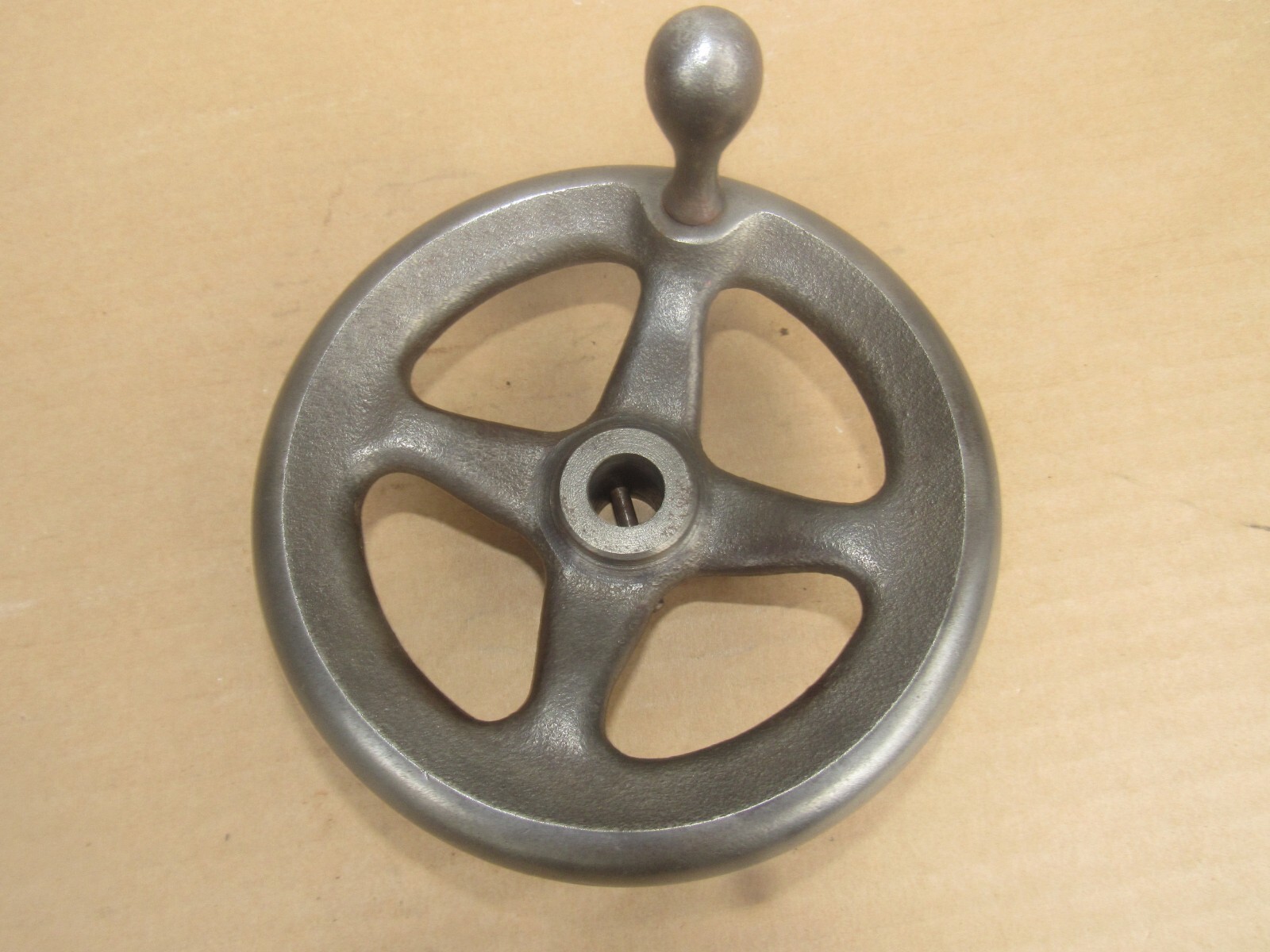 SOUTH BEND LATHE 9'' TOOLMAKER LATHE APRON HANDWHEEL #71 | eBay