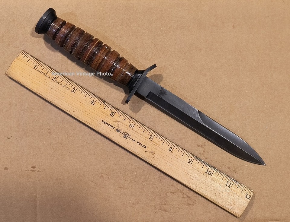 U.S. WWII M3 Fighting Trench Knife Replica + Ontario Knife Co Leather ...