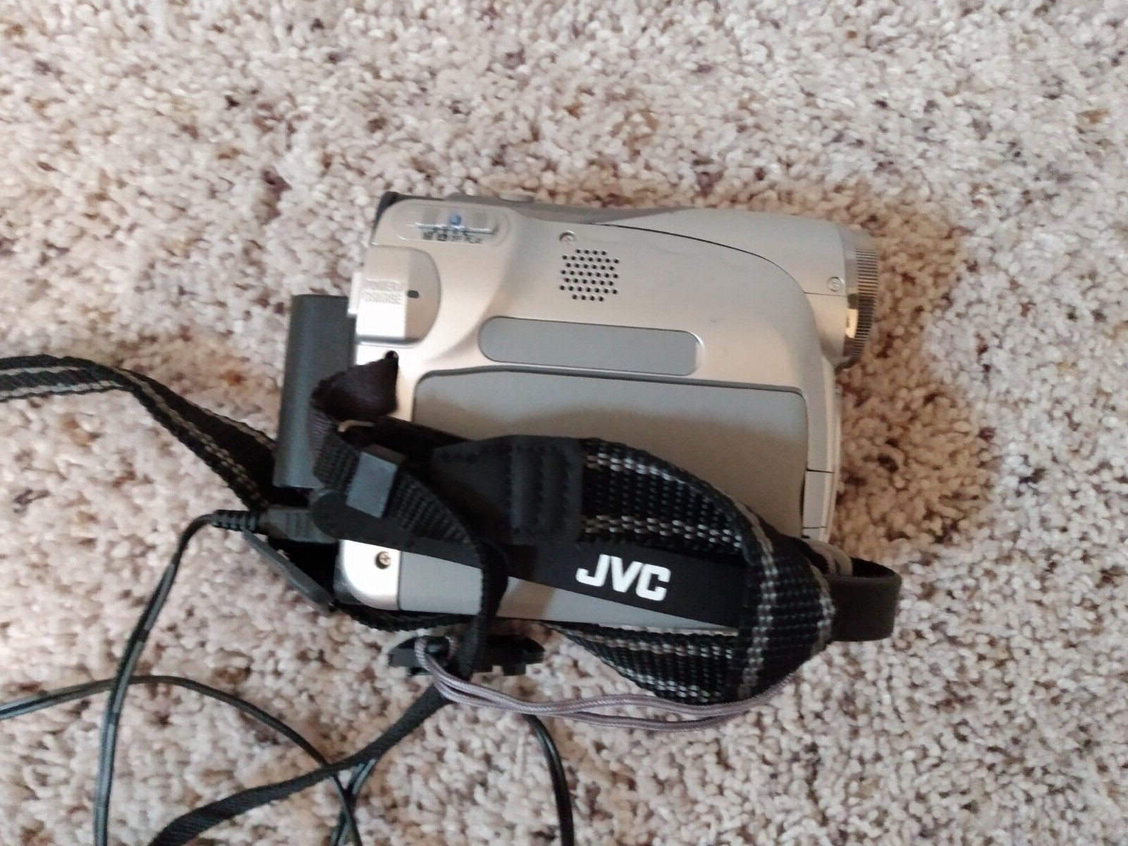 JVC+GR-D244U+Mini+Digital+Video+Camera+Charger+22x+clear+lcd+800x+zoom ...