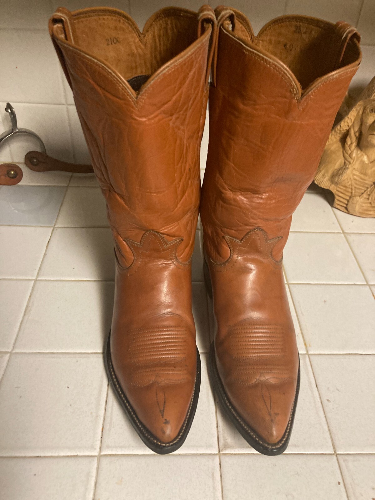 TONY LAMA Boots RARE beauty! Pointy toe Brown Cognac … - Gem