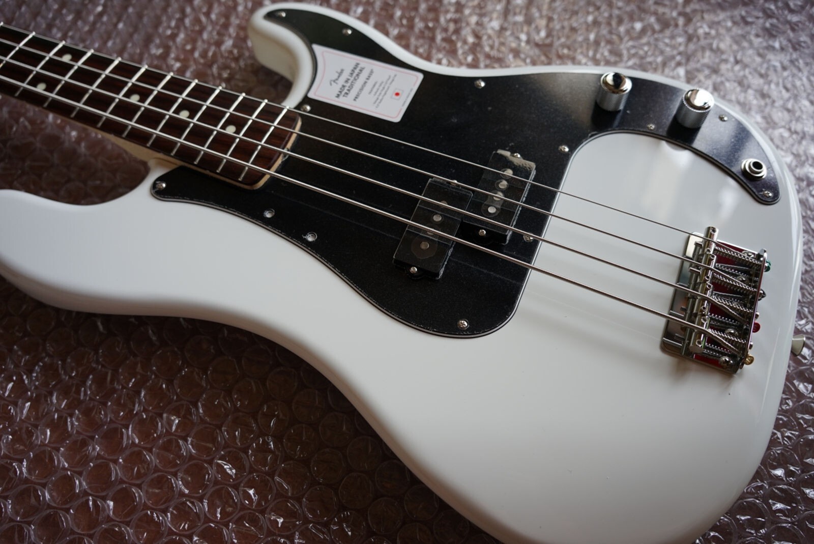 Fender Made in Japan Traditional 70s Precision Bass Arctic White Bass ...