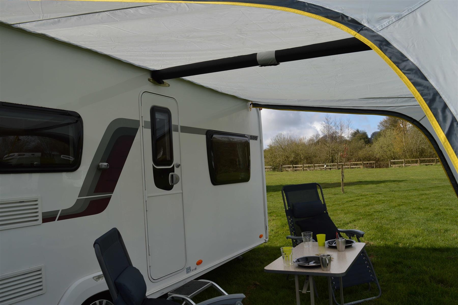 Maypole Air Sun Canopy For Inflatable Caravans & Motorhomes MP9529 ...