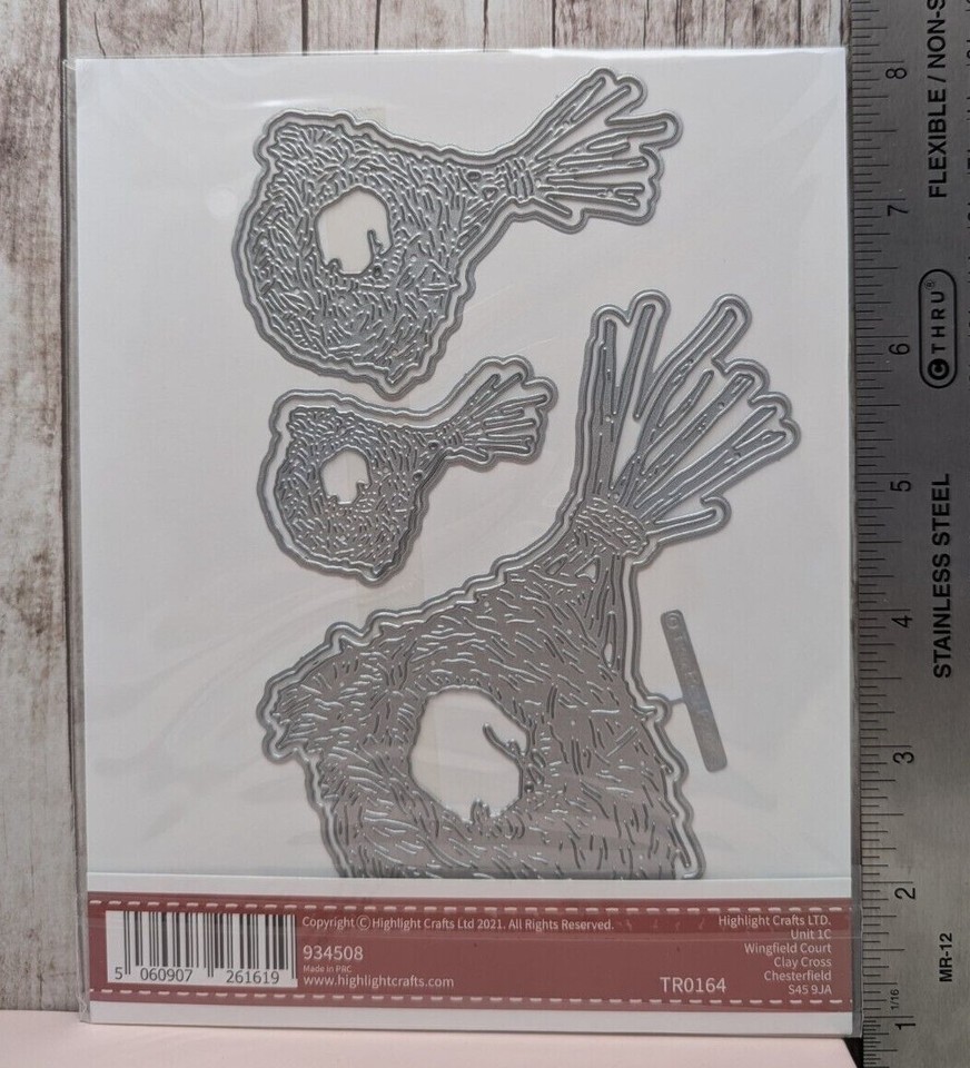 Two Red Robins Metal Die Vintage Farm Lantern Ivy Nest Hay Old Truck ...