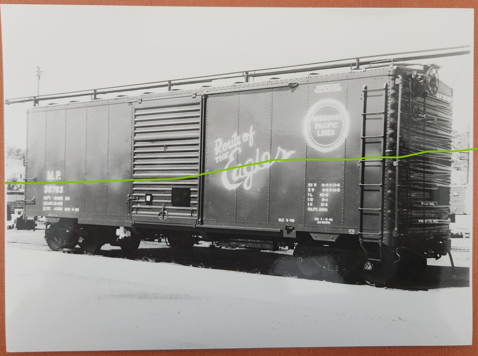 Photo Missouri Pacific (MP) 40Ft Boxcar 38763 5" x 7" 1959 -E | eBay