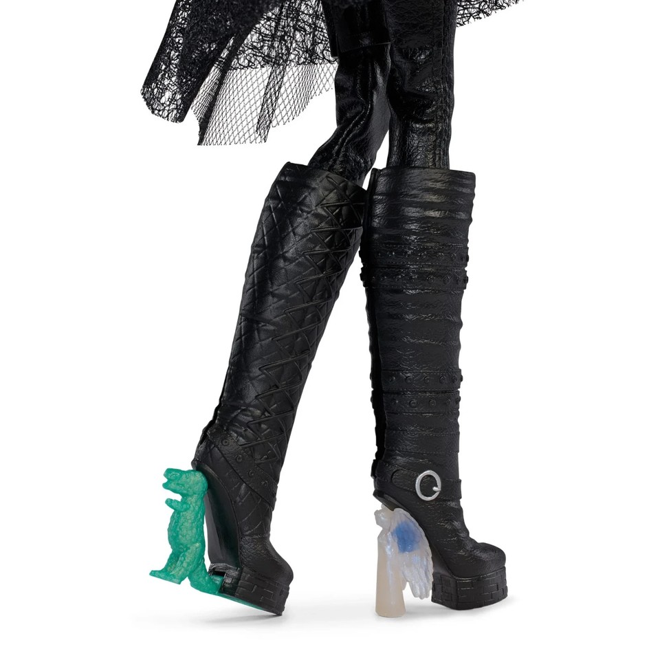 2025 Monster High Skullector Edward Scissorhands Doll | eBay