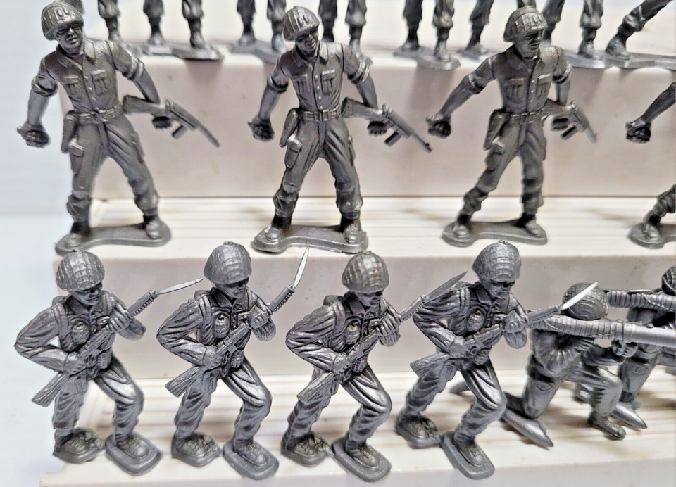 VINTAGE MPC SILVER WWII SOLDIERS LOT | eBay