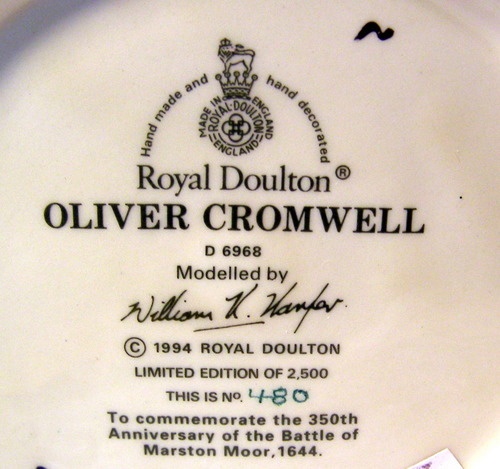 ** ROYAL DOULTON - Double handled - OLIVER CROMWELL w COA - D6968 ...