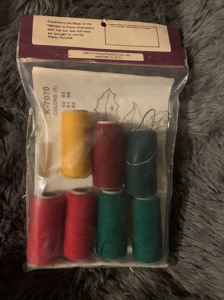 Vintage 1989 Pretty Punch Embroidery Kit Pretty poinsettia K-7070 ...