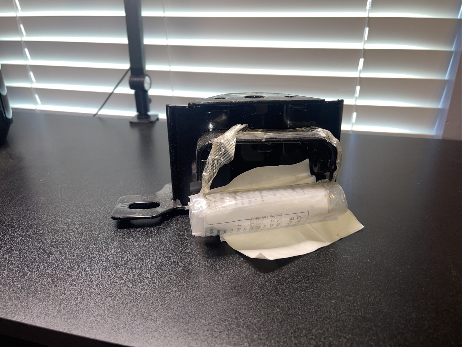 GM Front Right Bumper Bracket OEM 12335636 for sale online | eBay