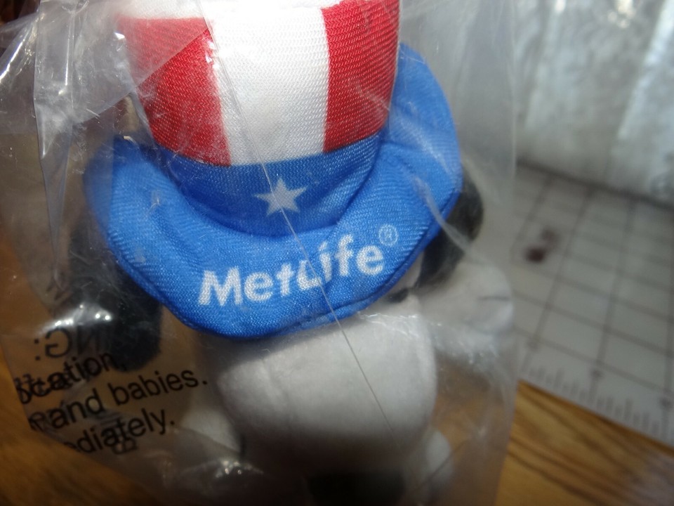 Choice : Metlife Peanuts Snoopy Plush Stuffed Dog Promotion Advertize ...