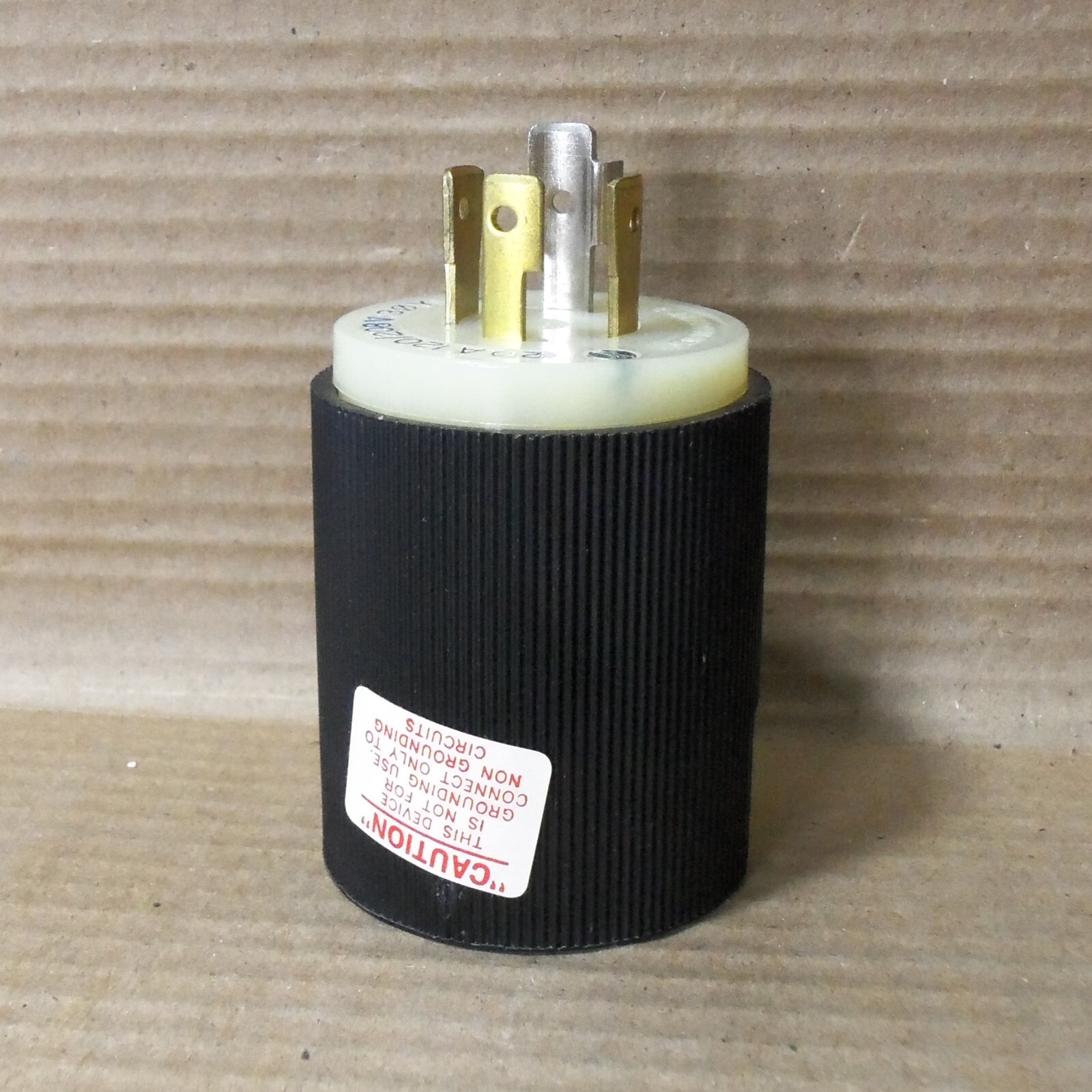 NEW HUBBELL TWIST-LOCK MALE PLUG 20A 120/208V 3-PHASE Y NON-GROUNDING ...