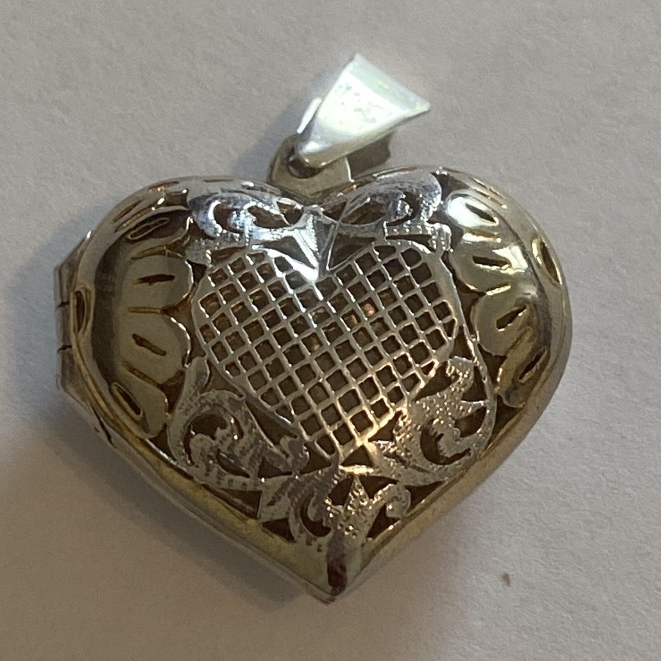 Vintage Sterling Silver with Gold Overlay Filigree Heart Locket 7.1 ...