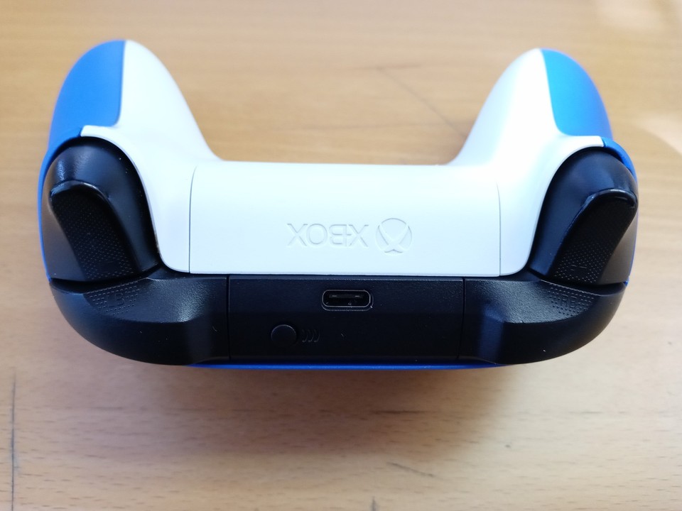 Official Microsoft Xbox Wireless Controller Shock Blue Model 1914 ...