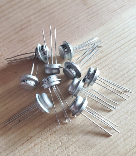 GT313b PNP Germanium Transistors Lot of 10 Pcs NOS Fuzz Overdrive 30-40 ...