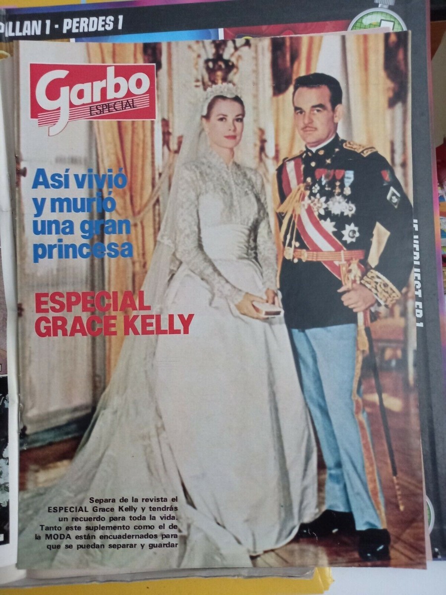 Kelly Kelly, Semana De La Moda De 2006 Model Amber Valletta Attends