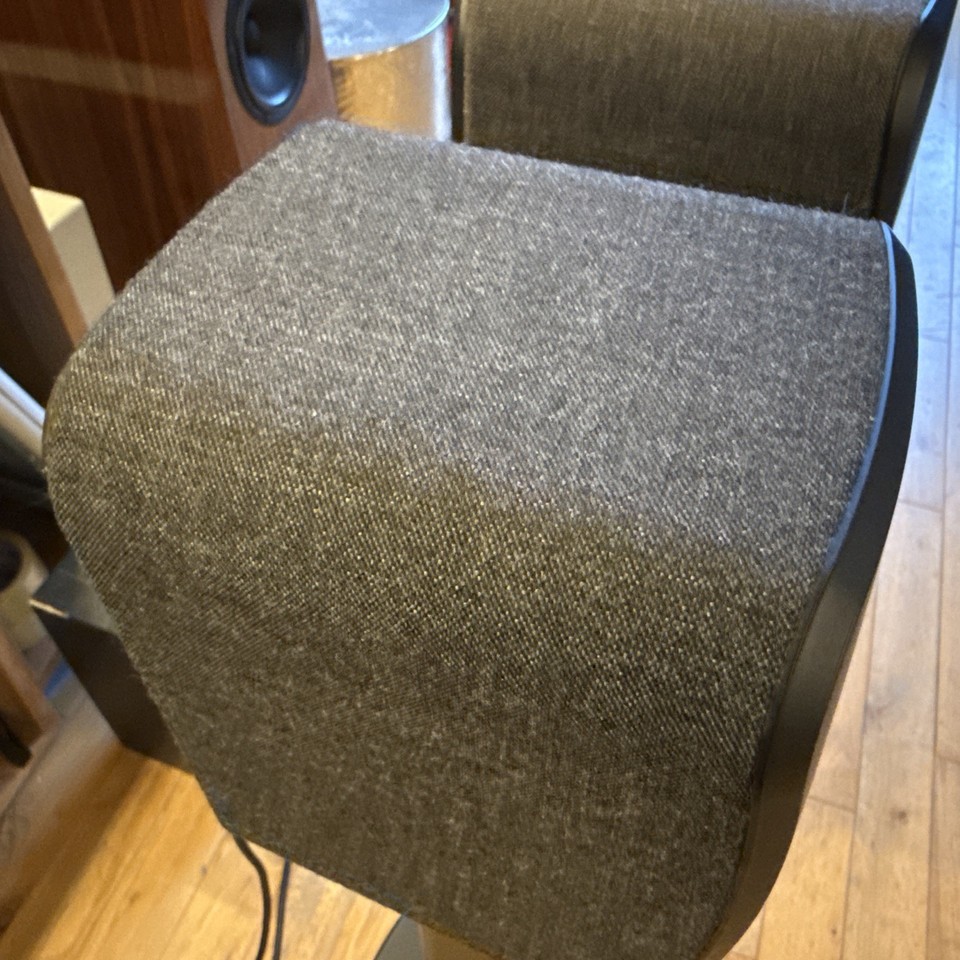 KEF LSX Active Speakers + KEF LS1 Floor Stands. | eBay UK