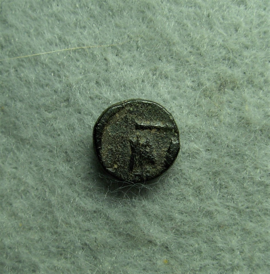 Mysia, Pergamon, AE 10, 310-282 BC, Apollo / Bull's Heads, aVF | eBay