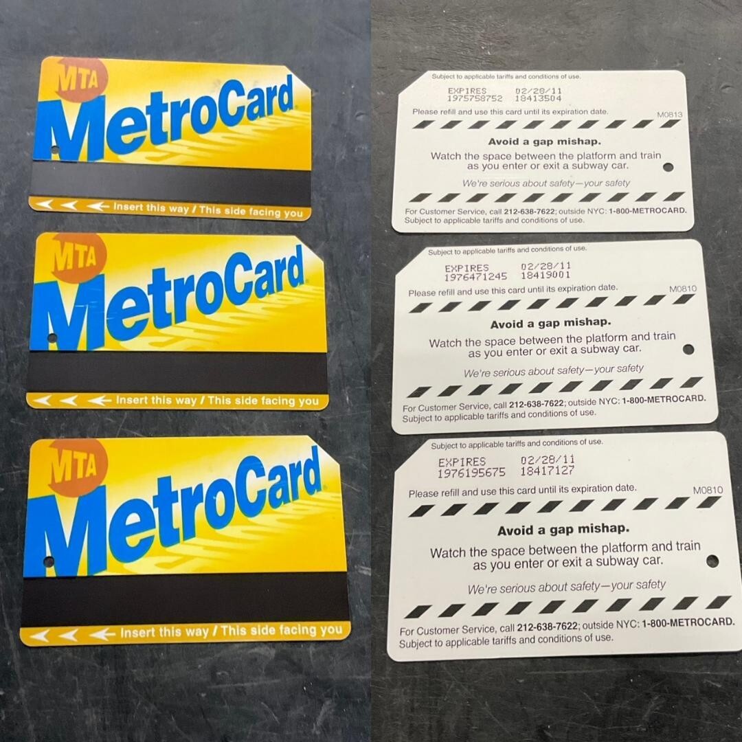 NEW YORK CITY MTA EXPIRED 2011 Subway METRO CARD "AVOID A GAP MISHAP ...