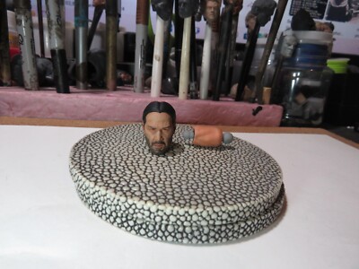 Custom painted head & neck for Keanu Reeves/John wick 3 (damaged) 1/12 ...