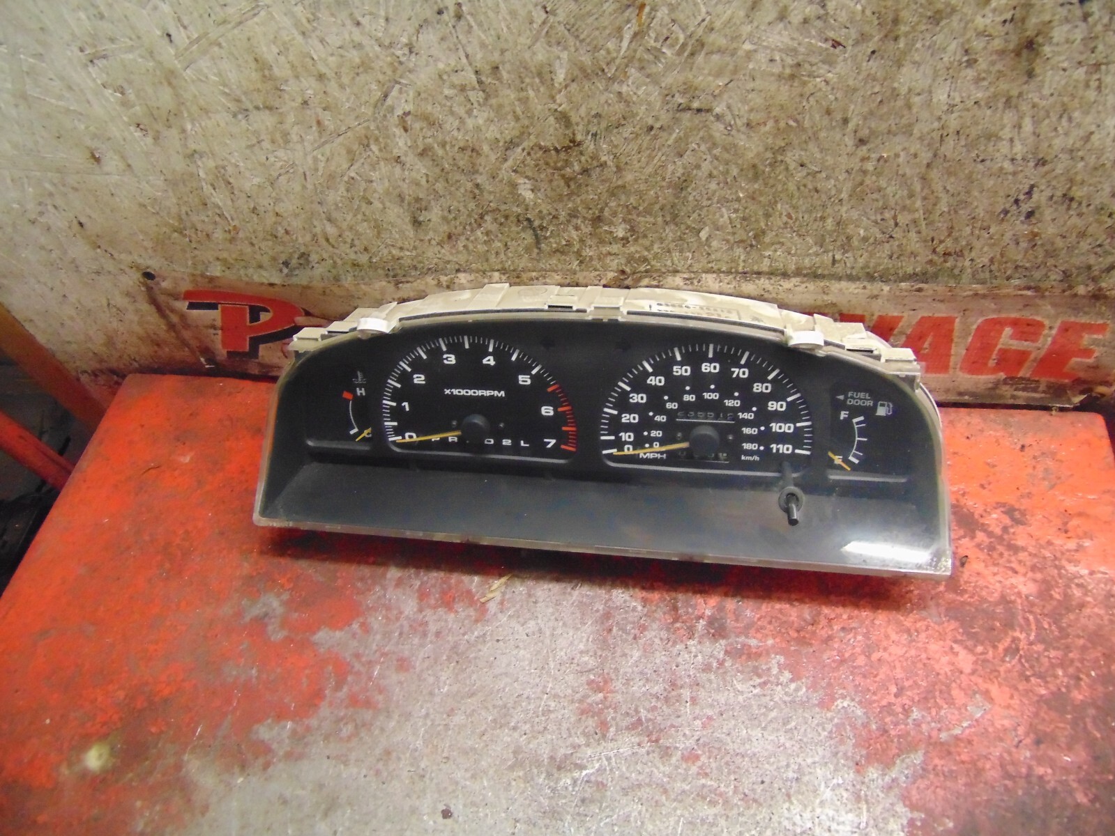 98 Toyota 4Runner speedometer instrument gauge cluster 83800-35212 3.4 ...