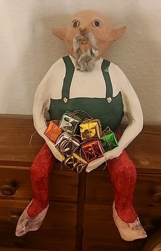 Vintage Christmas Paper Mache Santa Elf Figurine Shelf Sitter Monnie ...