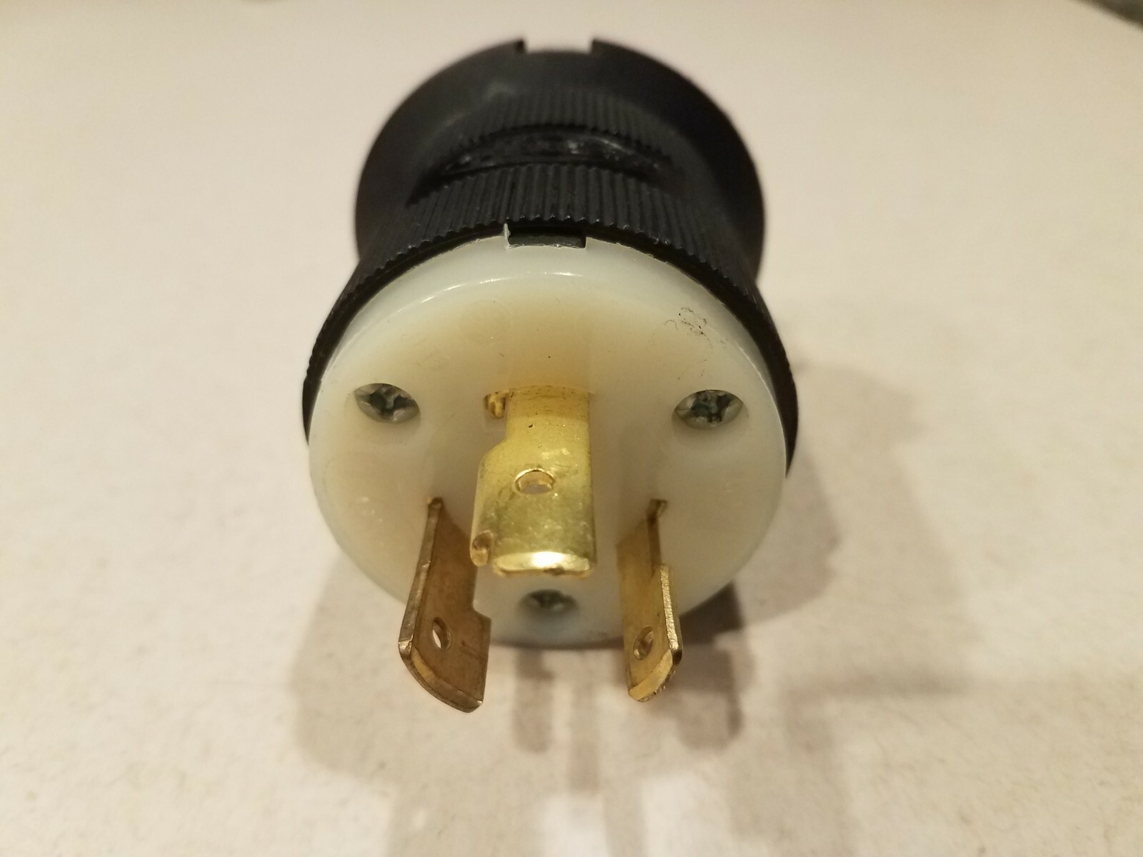 Hubbell HBL2321 Twist-Lock Plug (20A, 250V) L6-20 | eBay