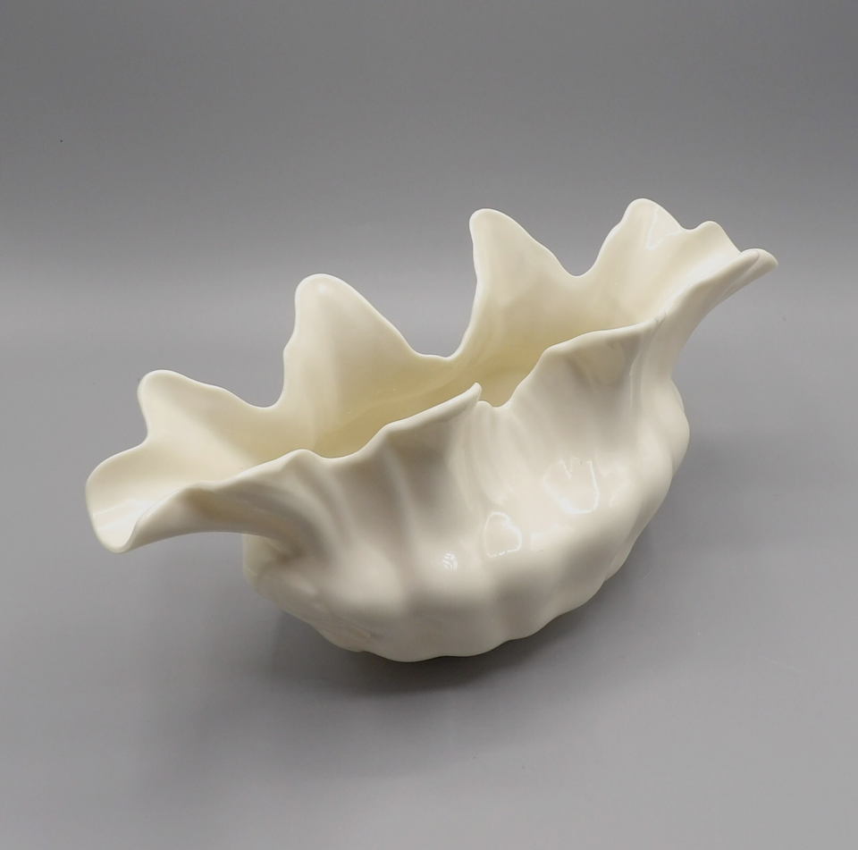 1781 by Lenox Lotus Collection Vase Centerpiece Ivory Fluted Flower ...