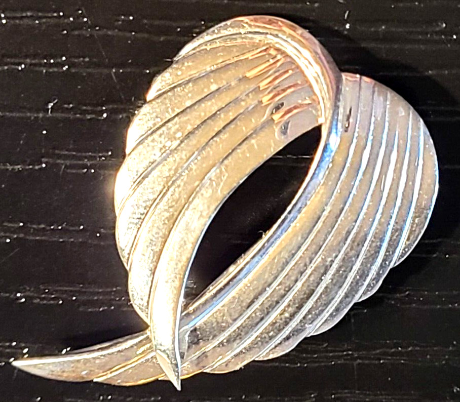VINTAGE STUNNING STERLING ANGEL WINGS PIN BROOCH~SIGN… - Gem