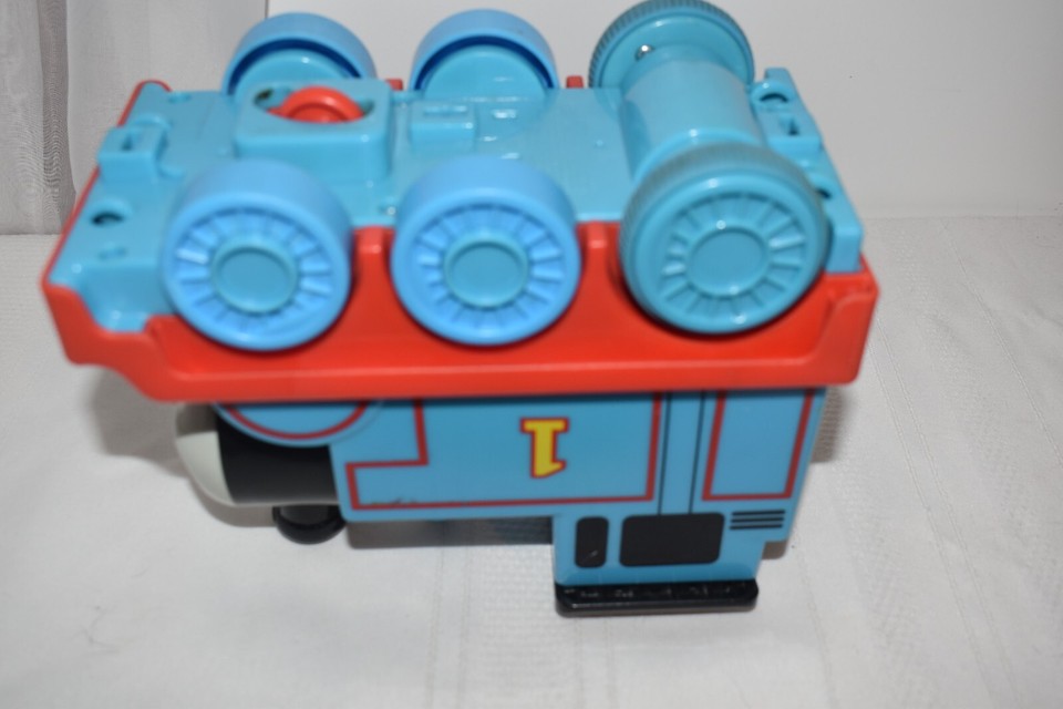 2013 Gullane Thomas Limited Large Thomas the Tank Engine Motorized ...