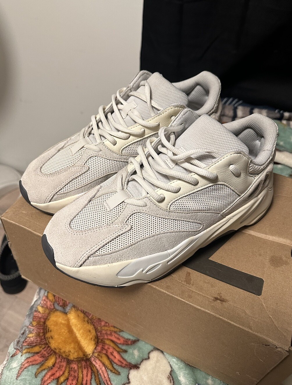Size 10 - adidas Yeezy Boost 700 Low Analog