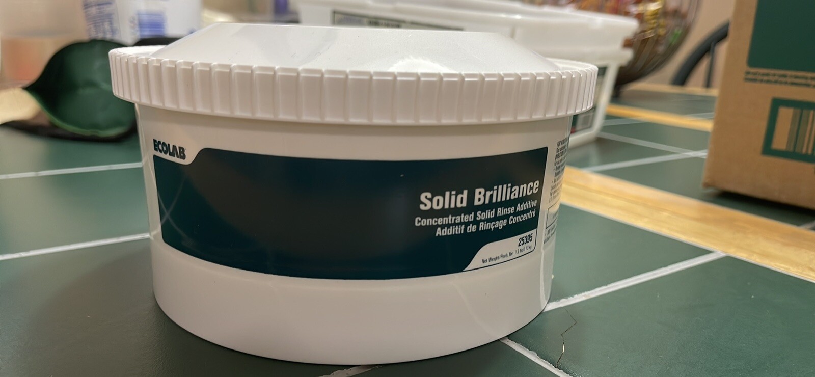 Ecolab Solid Brilliance Concentrated solid rinse additive 2-2.5Lb | eBay